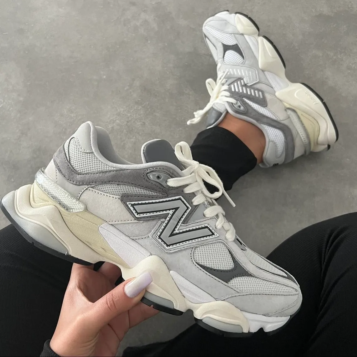 NEW BALANCE 960 BEIGE GRIS - shoopsneakers